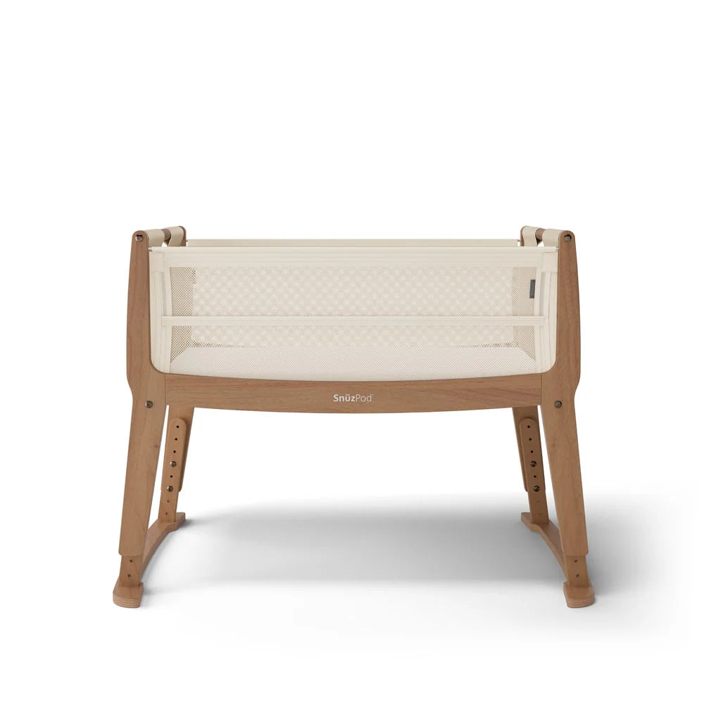 Co-sleeper vagga | SnuzPod Studio Rio/Walnut – Mía